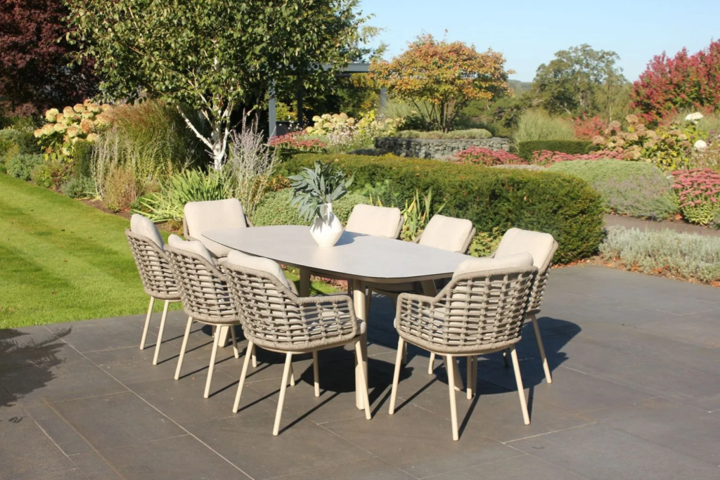 4 Seasons Outdoor Puglia 8 Seat Dining Set with 240cm Barrel Table ...